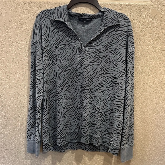 Jane and Delancey | Tops | Jane Delancey Gray Zebra Print Womens Long ...